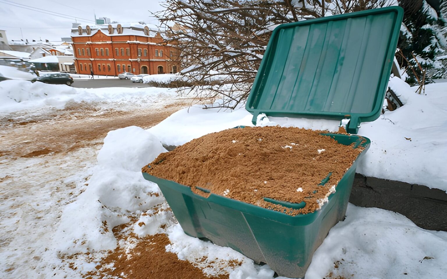 What Salt to Use for Snow | Smart Guide to Melt Site Ice